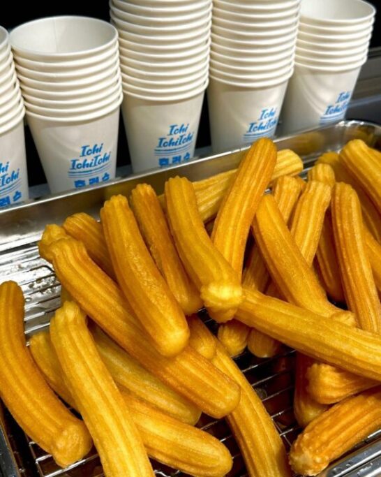 新大久保のカフェ【111 CHURROS】で話題のチュロスを味わおう！